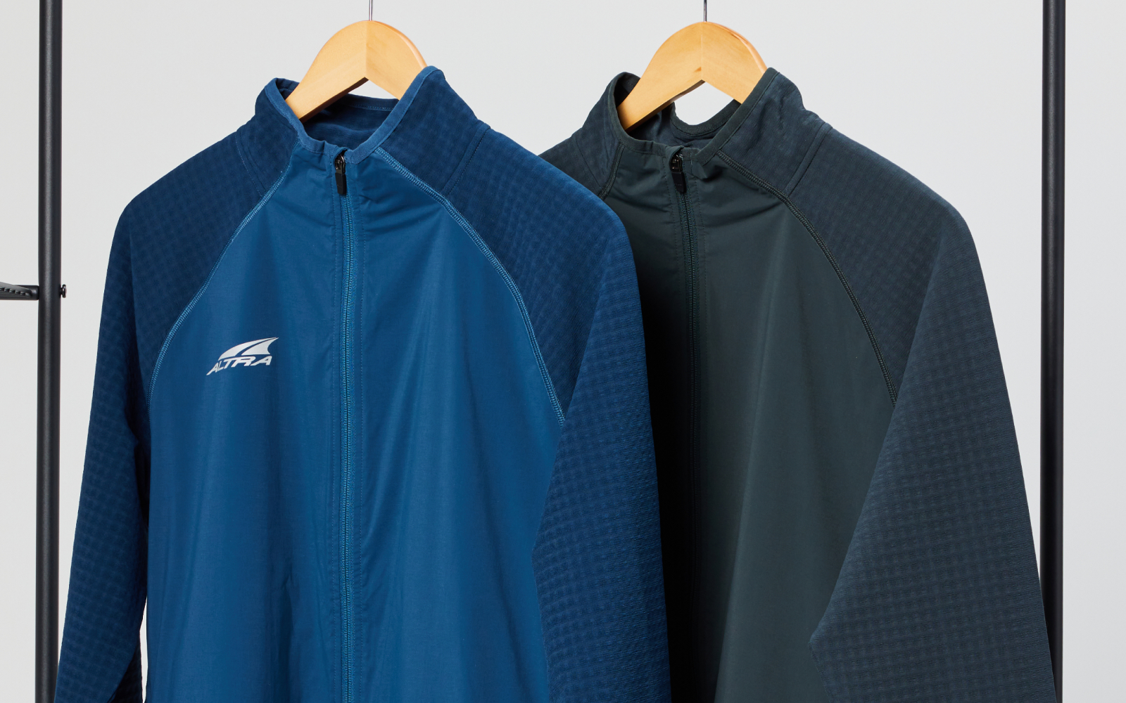 Men’s Core Hybrid Jacket | Altra Running Apparel - Altra Running US